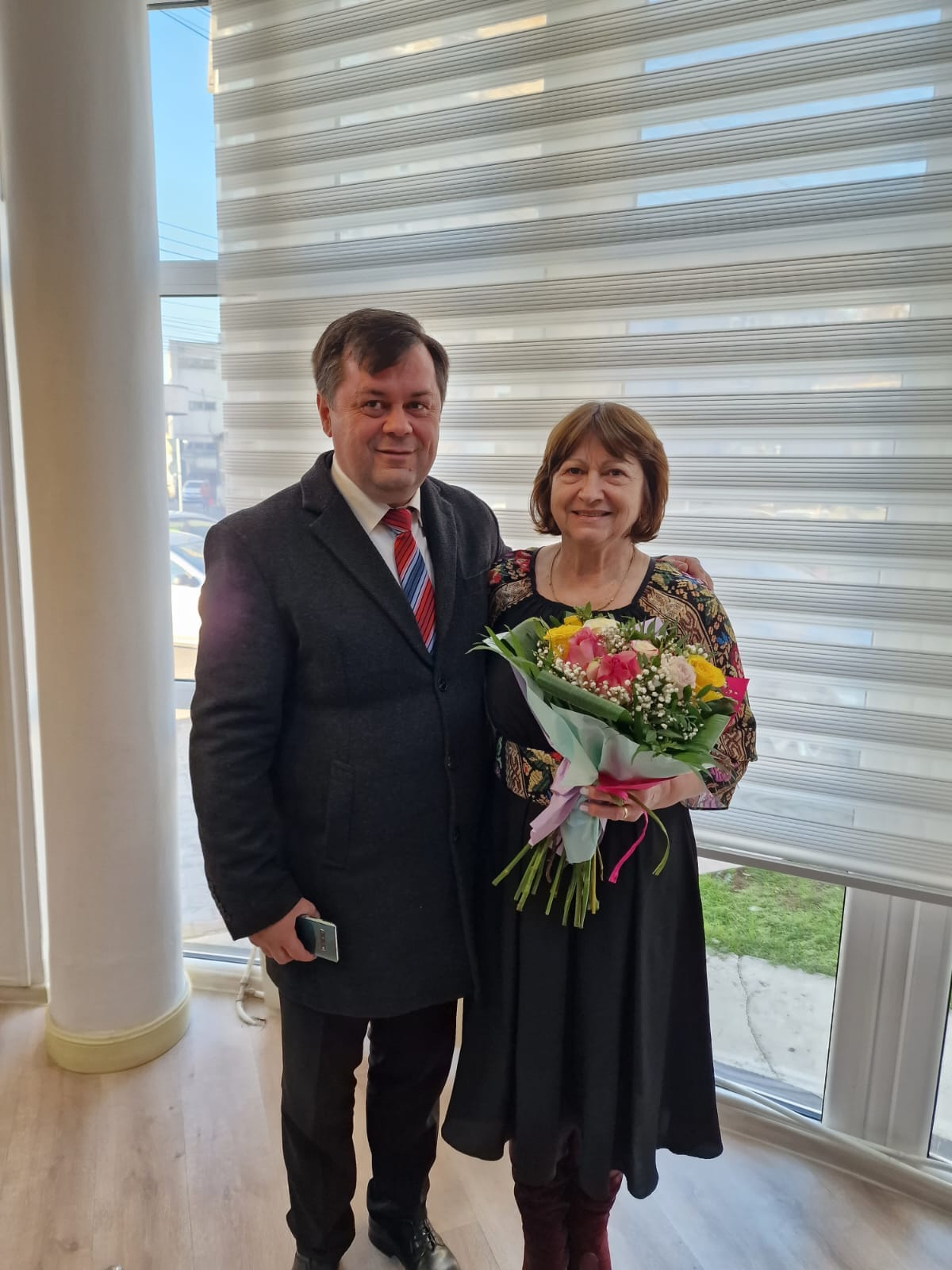 Un vechi director de instituție se pensionează - Stiri Gorj
