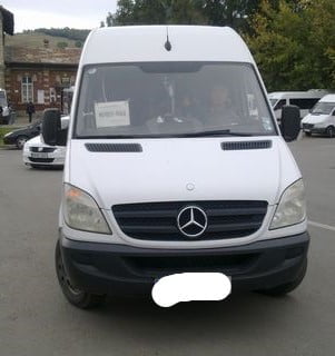 S-a urcat în microbuz și șoferul l-a fost lovit cu un par în cap ...