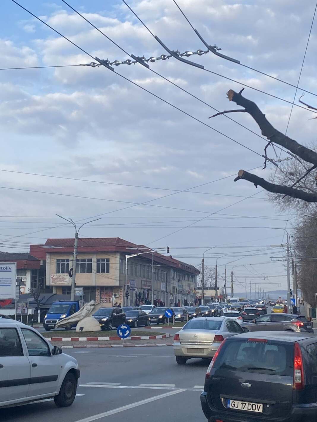 Foto: Primele ore în frumosul Tg-Jiu - Stiri Gorj
